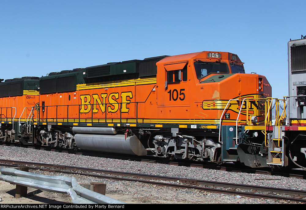 BNSF 105